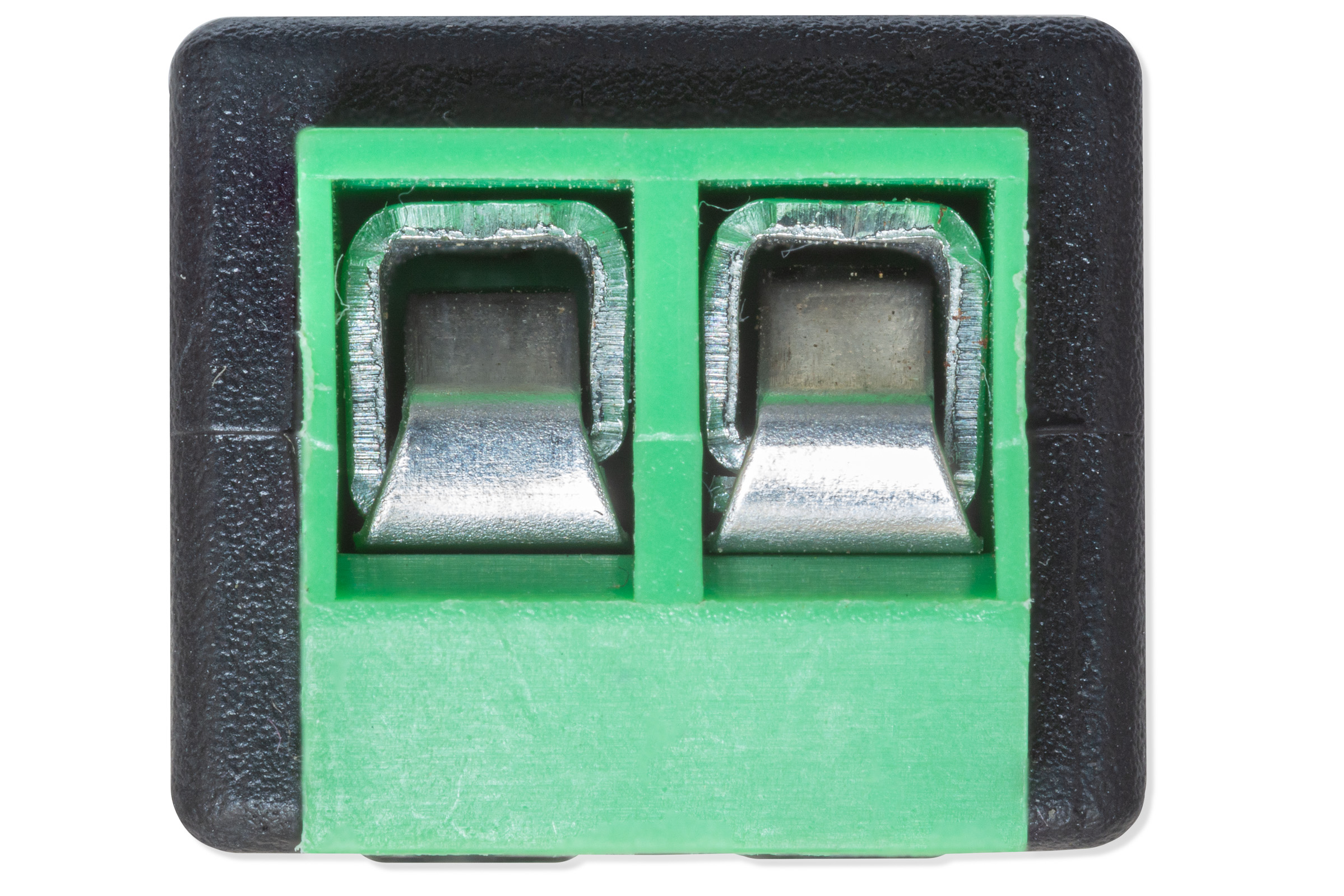 Male DC connector with terminal